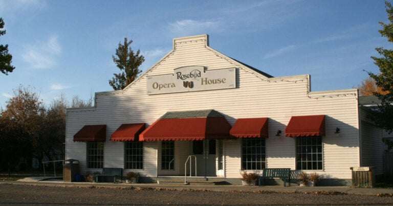 Rosebud Theatre: An Important Part Of Rosebud's History - Travel Drumheller